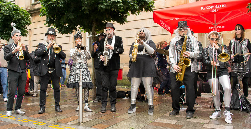 Peace Artistes – jazziBeeblog